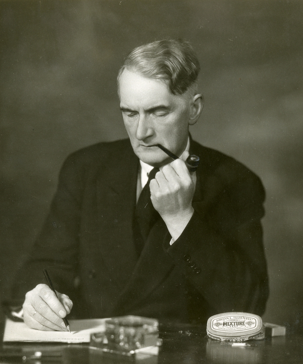 Portrett fra serien "Tidens menn om Tiedemann" laget av ...