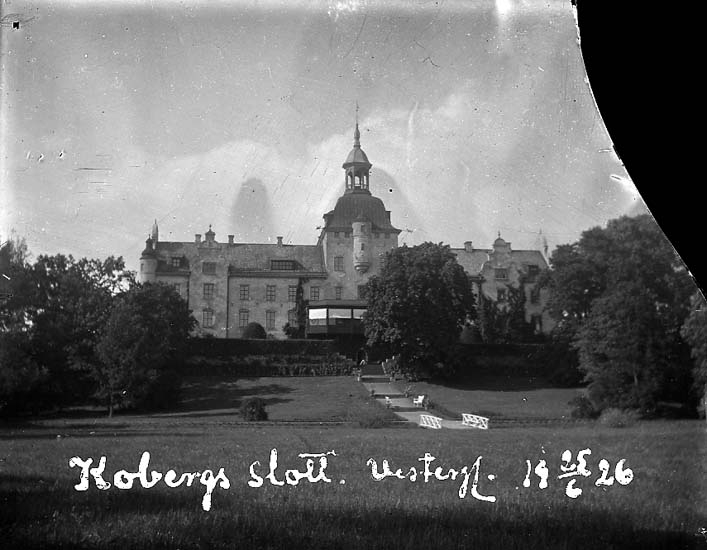 "Kobergs slott. Vestergtl. 25/6 1926" - Bohusläns museum / DigitaltMuseum
