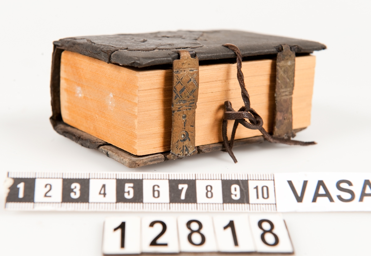 Bok - Vasamuseet / DigitaltMuseum