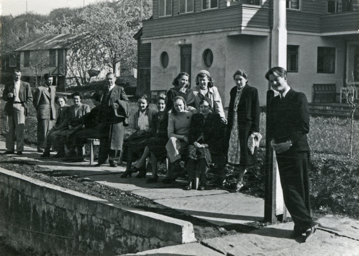 Firmaet M. Rabinowitz på tur til Ullensvang - Haugalandmuseet ...