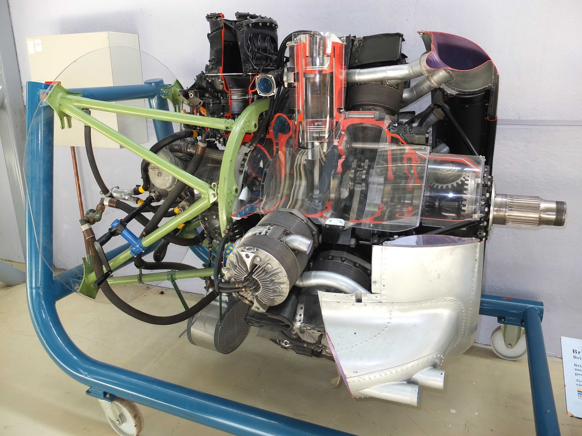 Flymotor Bristol Hercules Mk. XVI 1943 - Forsvarets museer / DigitaltMuseum