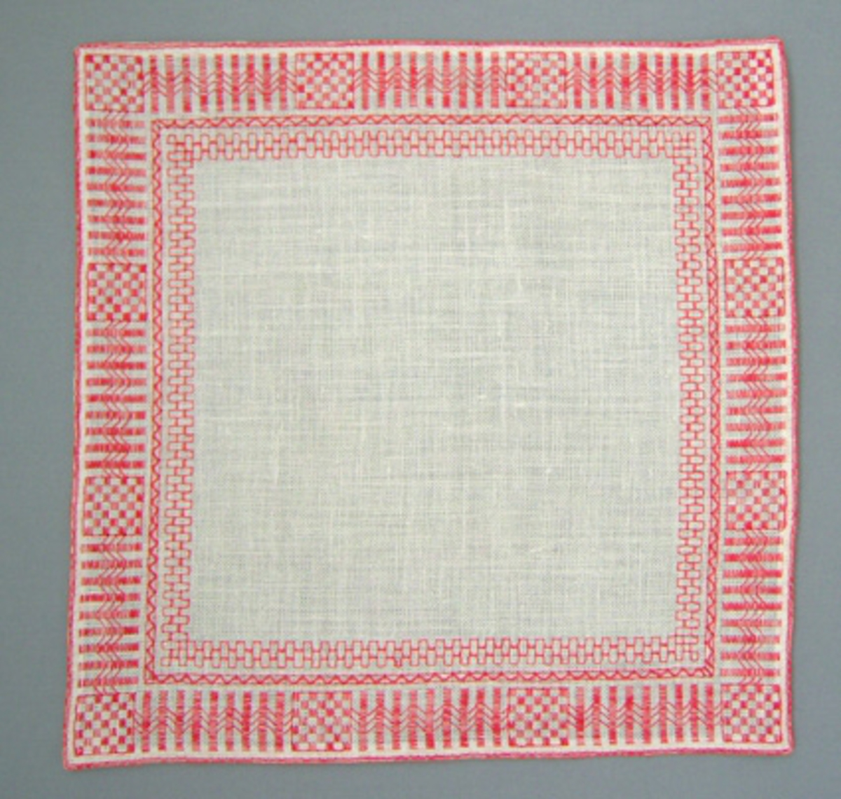 Duk - Hemslöjdens Samlingar / DigitaltMuseum