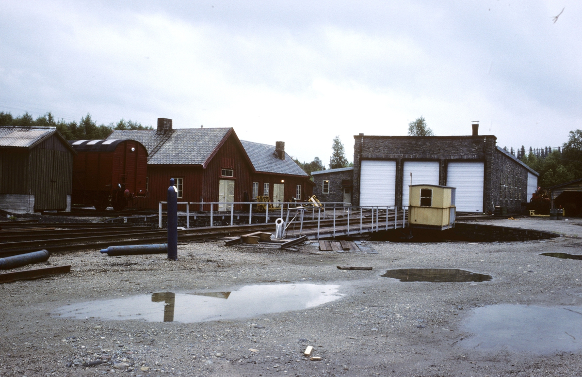 Lokomotivstall og svingskive Grong stasjon. - Museene i Akershus ...