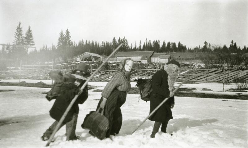 En skulle vøri fire år i romjul´n - Norsk Folkemuseum