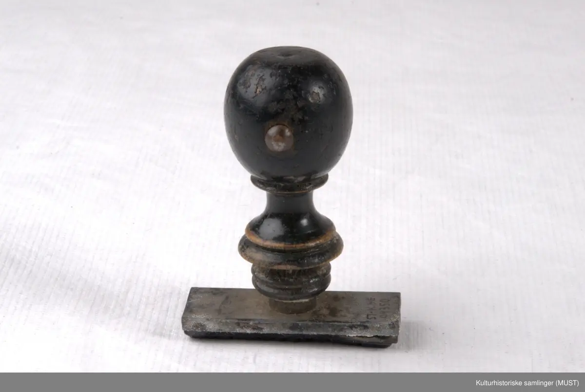 Stempel - Kulturhistoriske samlinger (MUST) / DigitaltMuseum