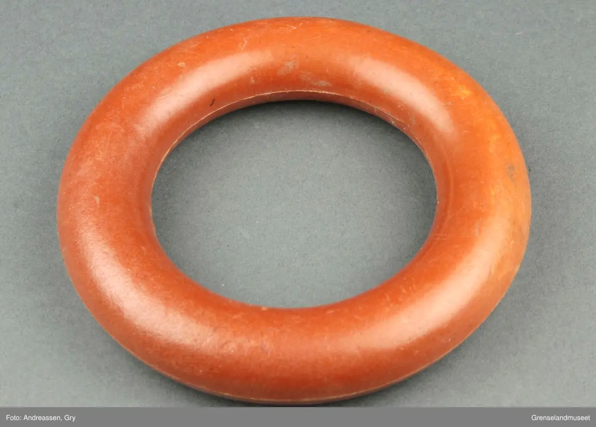 Plastring - Grenselandmuseet / DigitaltMuseum