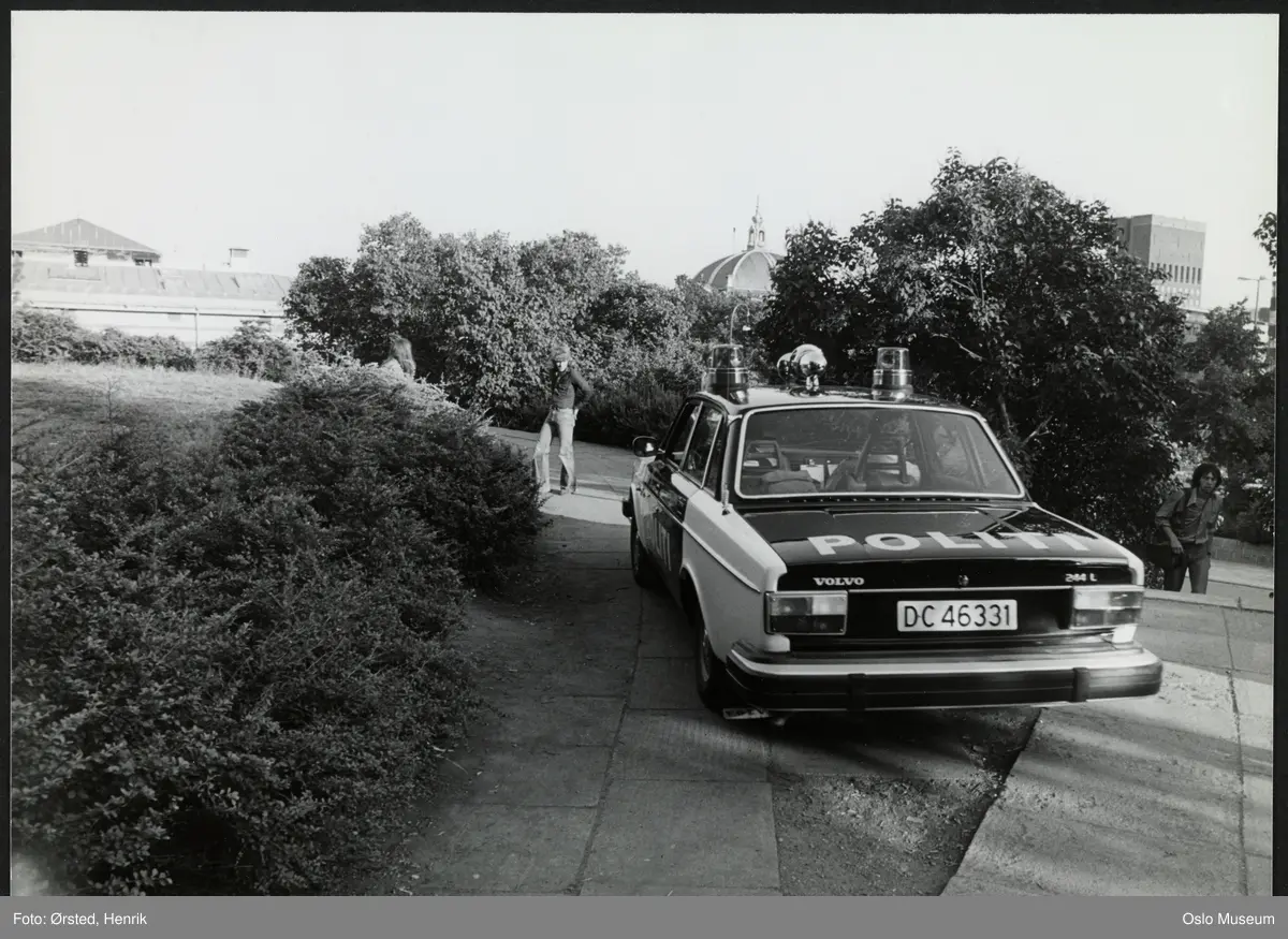 Politi på Nisseberget. - Oslo Museum / DigitaltMuseum