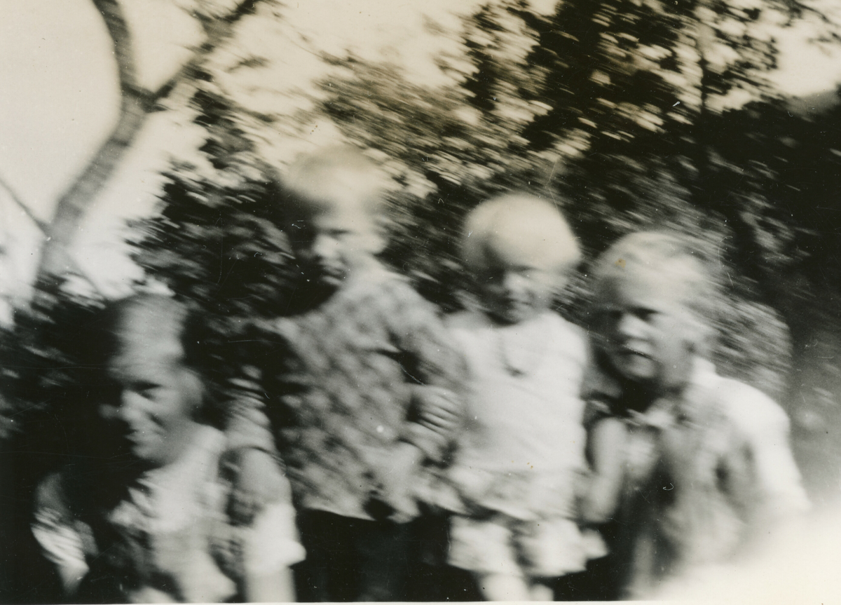 Samling av barn - Bø Museum / DigitaltMuseum