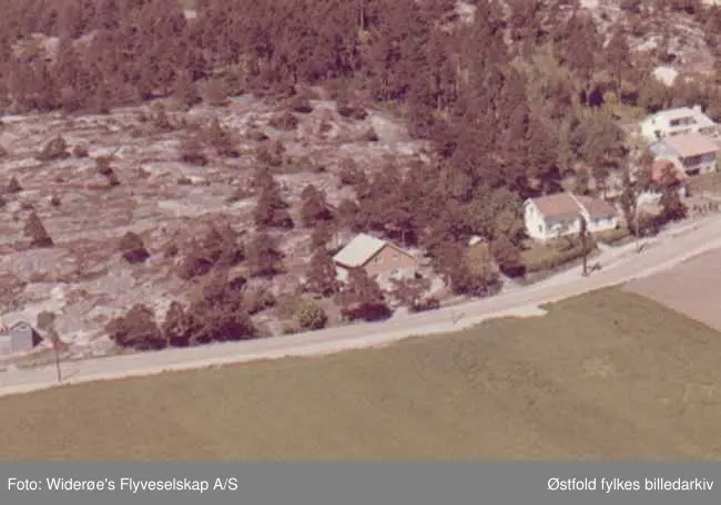 Flyfoto av boligområde, Yven i Tune. - Østfold fylkes billedarkiv ...