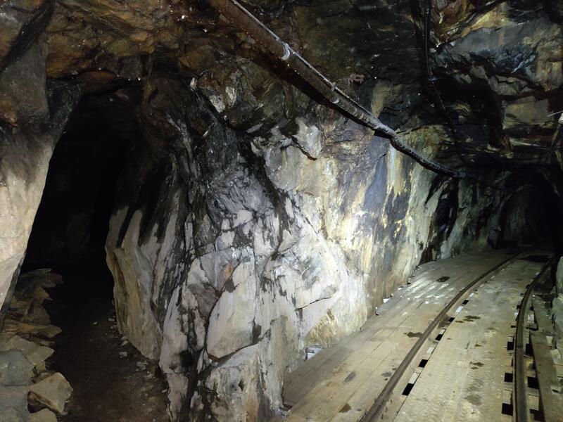 Gjennom Christian den 7.stoll til Kongens gruve - Norsk Bergverksmuseum