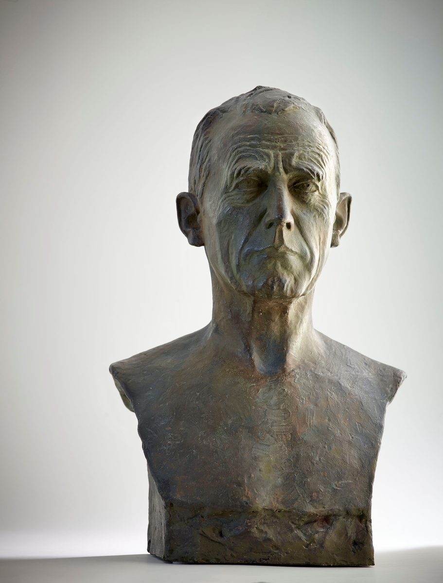 Roald Amundsen (1872-1928) [Byste] - Anders Svor-museet / DigitaltMuseum