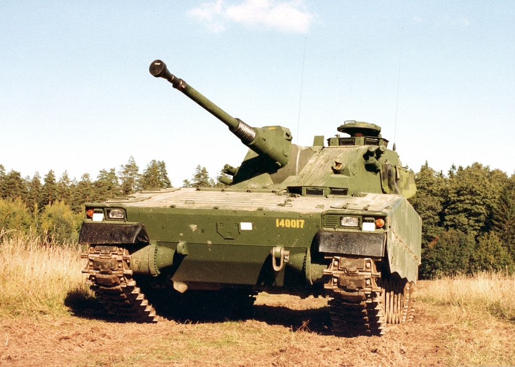 Stridsvagn 90 - Garnisonsmuseet Skaraborg / DigitaltMuseum