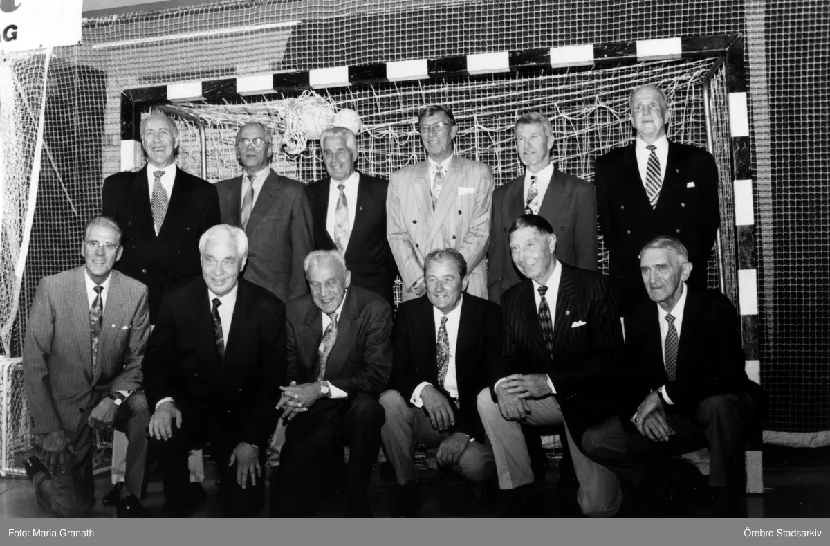 Veteranlaget i handboll från 1950-talet i Idrottshuset, 1996 - Örebro ...