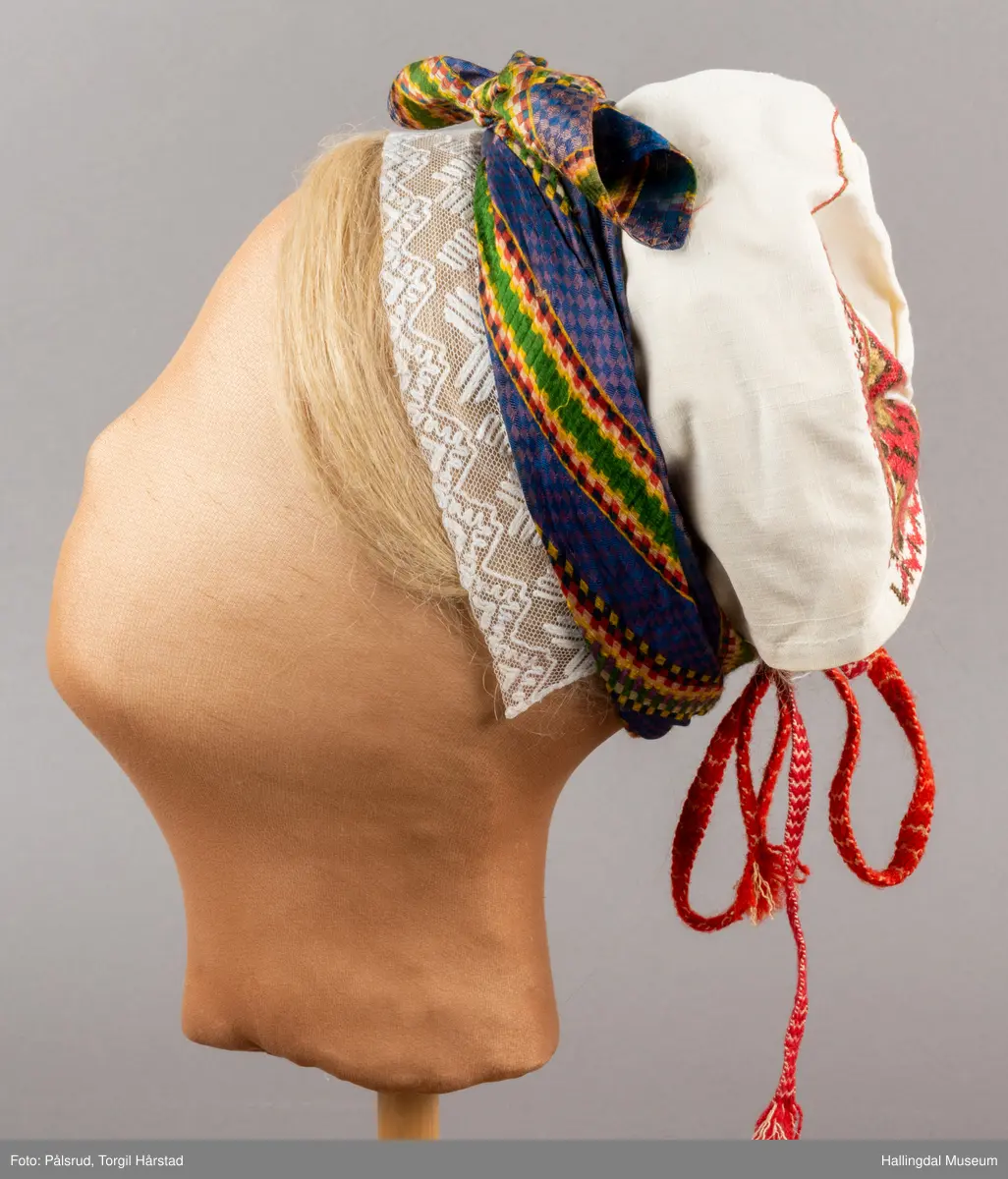 Hetteknipling - Hallingdal Museum / DigitaltMuseum
