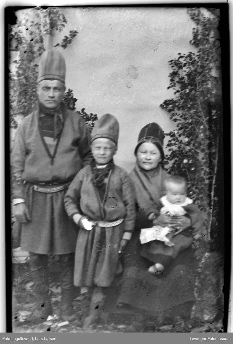 Sørsamiske bilder i arkivet etter Ingulfsvand - Levanger Fotomuseum ...