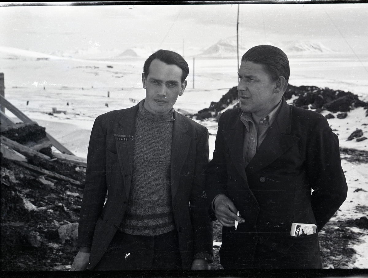 Bilde etter Abram I Gilbo, som var i Pyramiden i 1946-1948(oppbygging ...