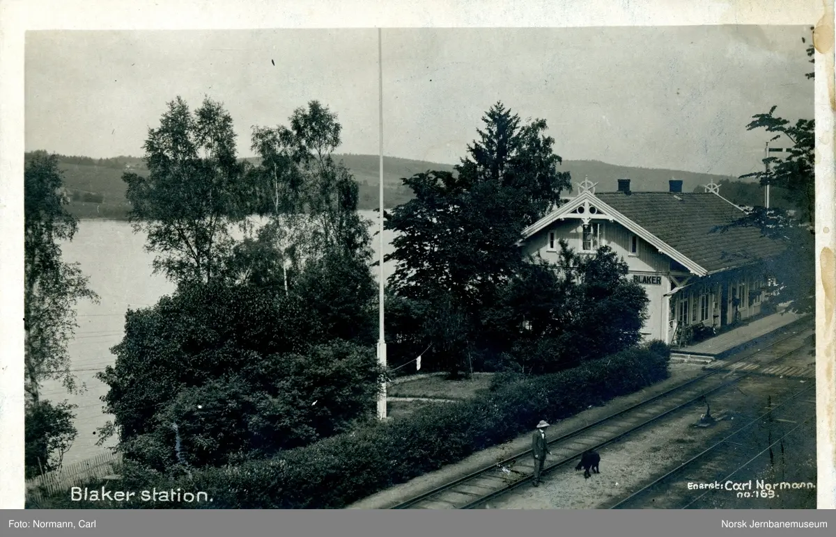 Blaker stasjon - Norsk Jernbanemuseum / DigitaltMuseum