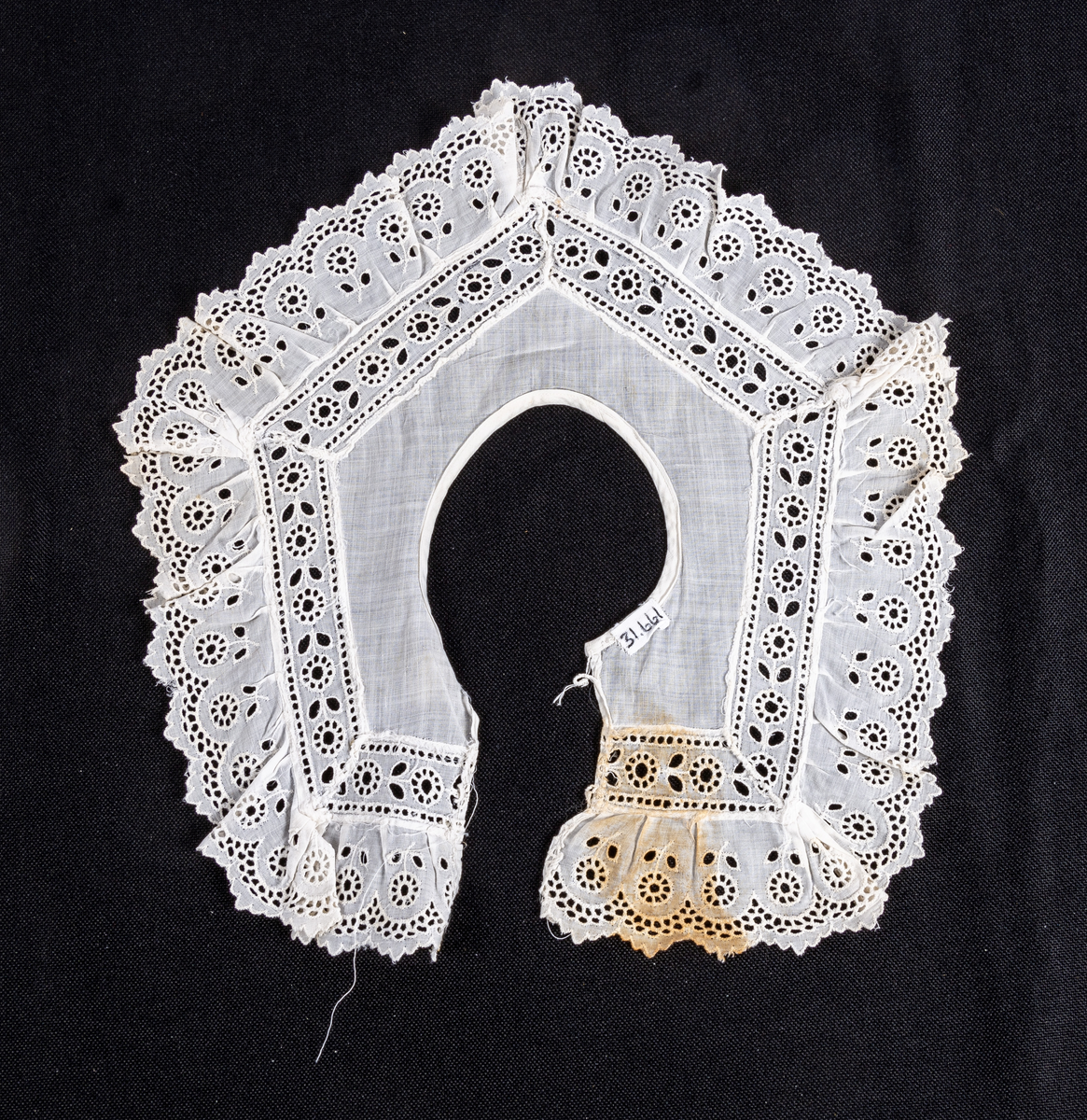 Krage - Hallands kulturhistoriska museum / DigitaltMuseum