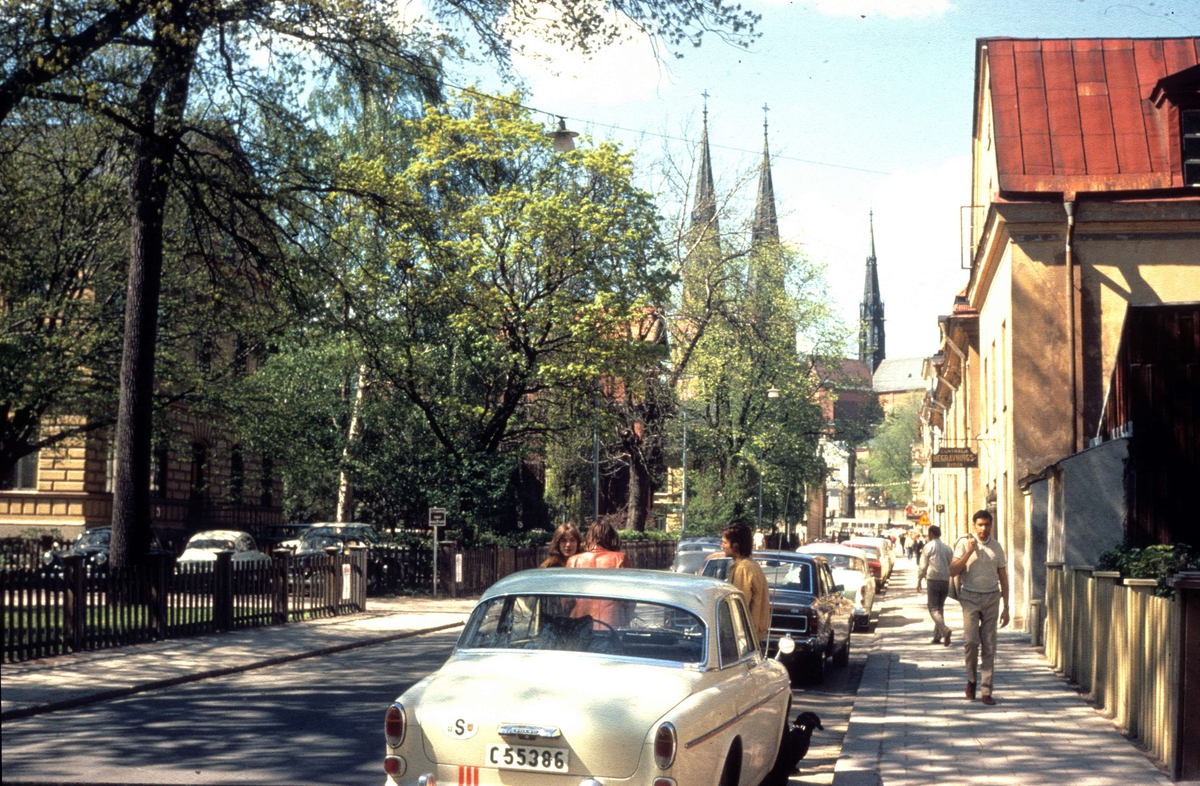 Trädgårdsgatan med kvarteren Munken och Fågelsången i Uppsala ...