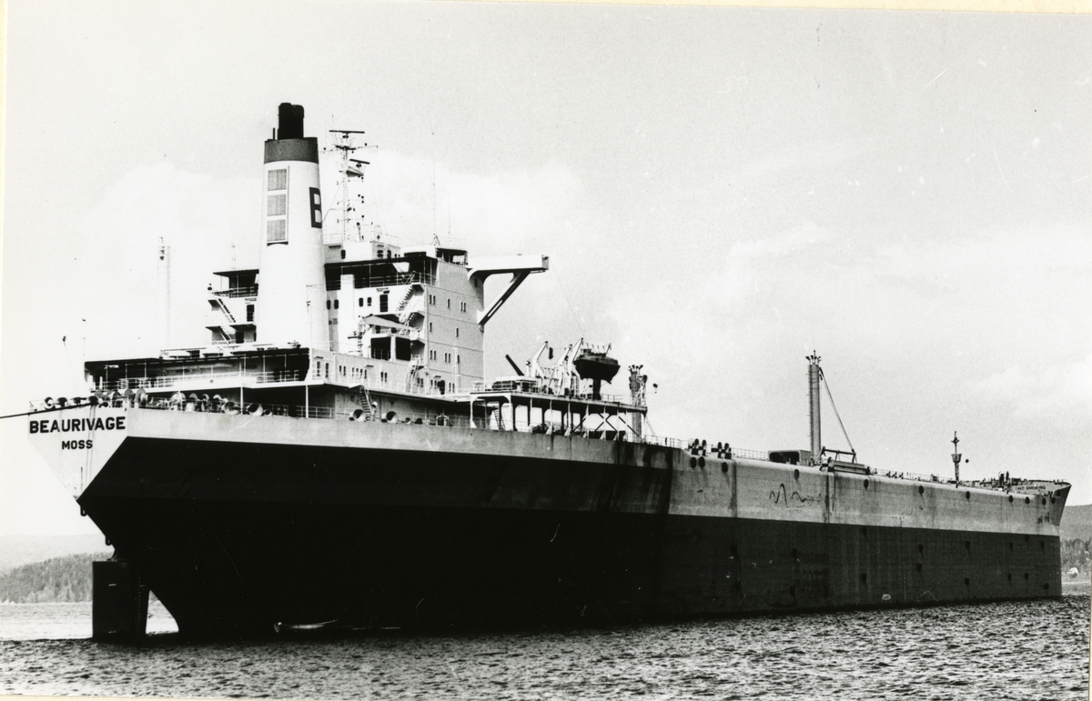 T/T 'Beaurivage' (b.1975, A/S Stord Verft, Stord), - i Holmestrand ...