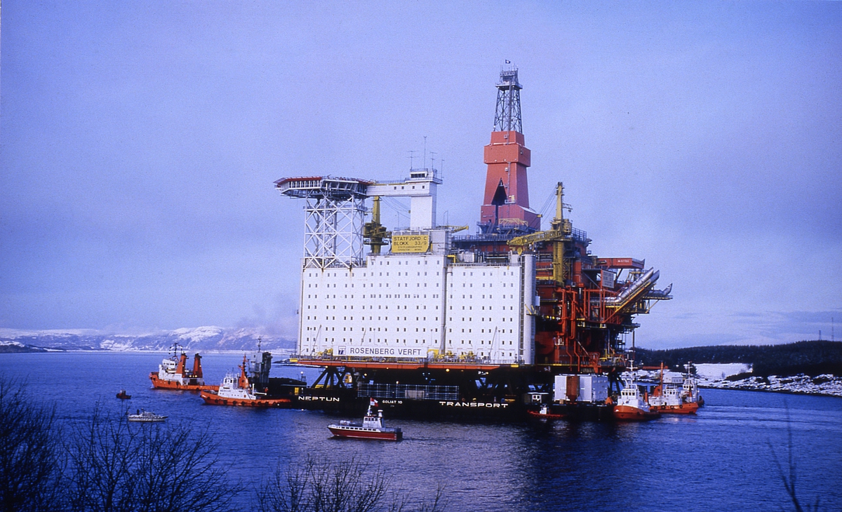 Ståldekket til Statfjord C ble koblet sammen med betongunderstellet i ...