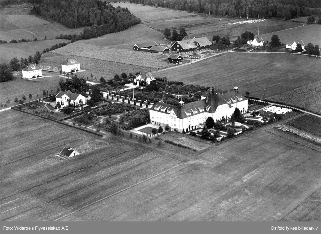 Glemmen pr. Fredriksrad. Sinnsykehus - Østfold fylkes billedarkiv ...