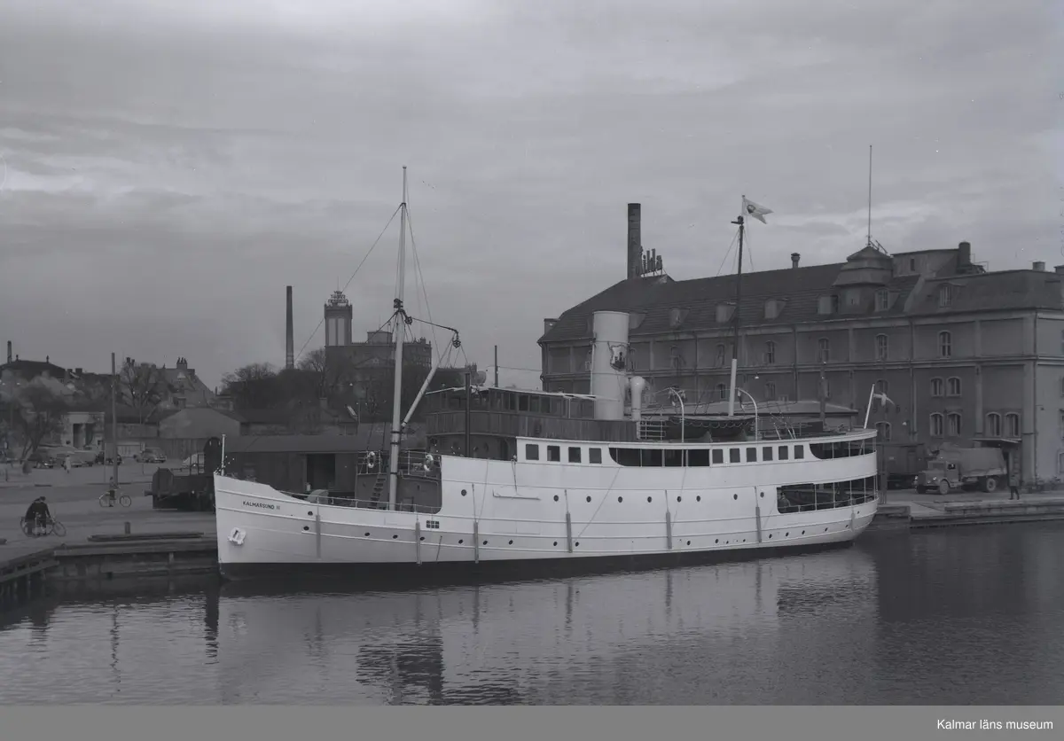 Kalmarsund II vid Ölandshamnen. - Kalmar läns museum / DigitaltMuseum