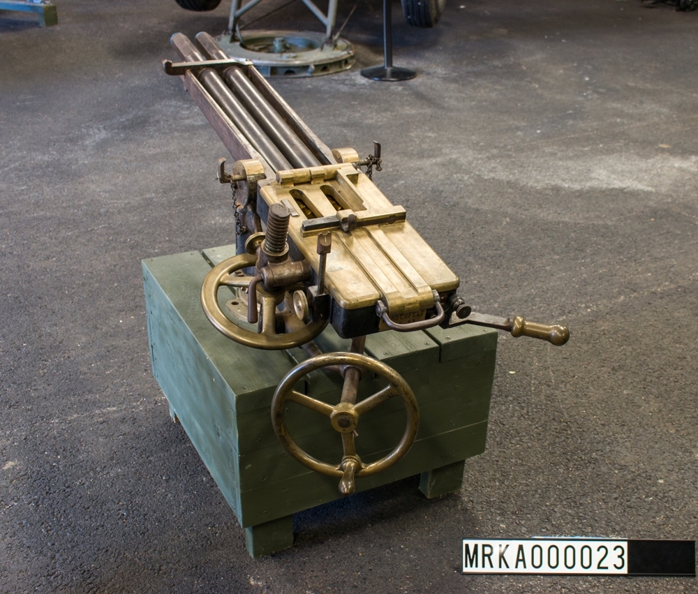 25 mm Kulspruta m/1884 - Museum för rörligt kustartilleri / DigitaltMuseum