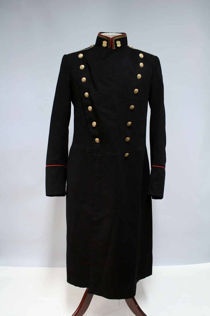 Politiuniform M/1895 - Justismuseet / DigitaltMuseum