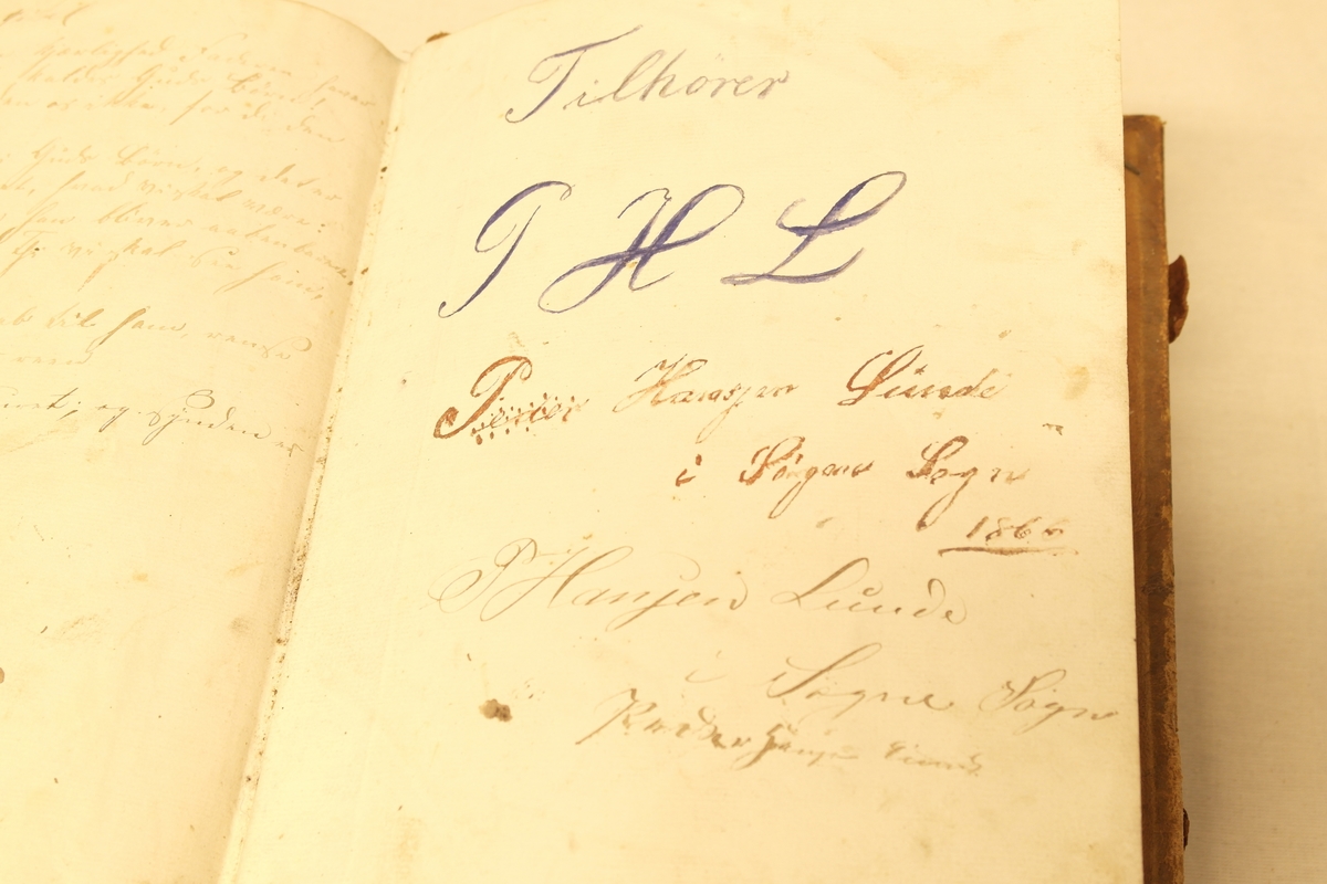 Bok - Søgne Bygdemuseum / DigitaltMuseum