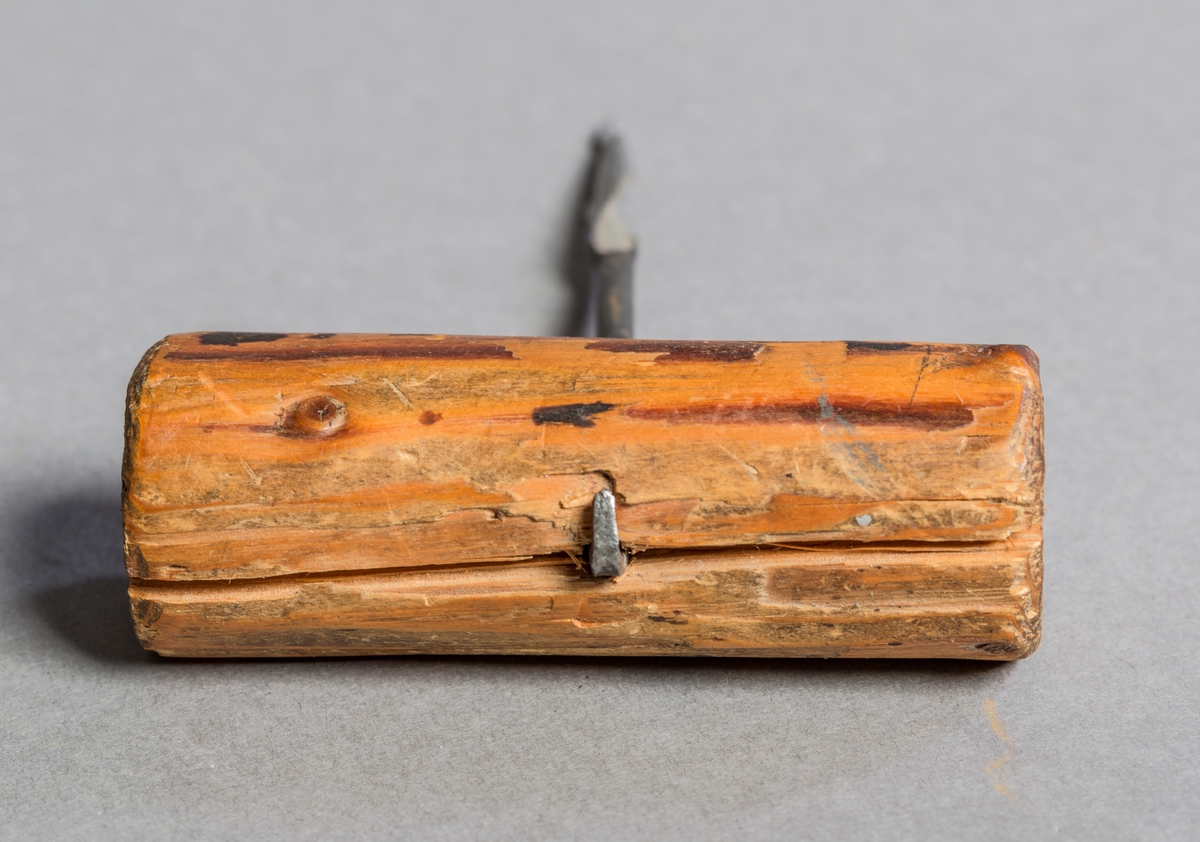 Håndborr - Museene i Akershus / DigitaltMuseum