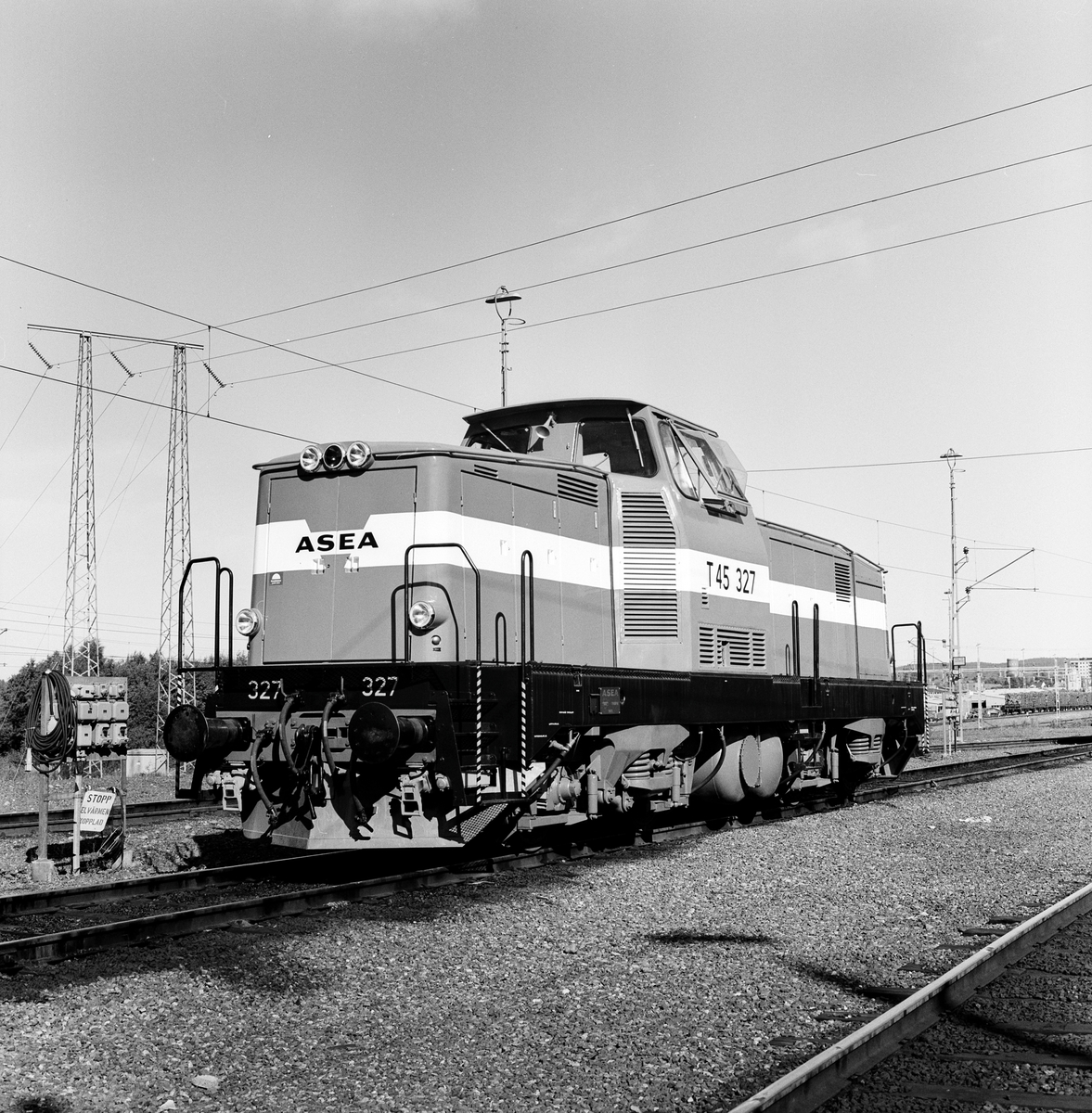 Statens Järnvägar, SJ T45 327 - Järnvägsmuseet / DigitaltMuseum