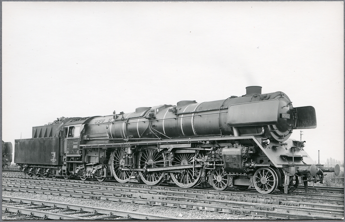 Tyskt ånglok 05002. - Järnvägsmuseet / DigitaltMuseum