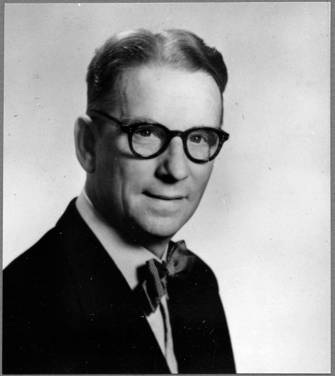 Stationsinspektor C. Martin Ericson. - Järnvägsmuseet / DigitaltMuseum