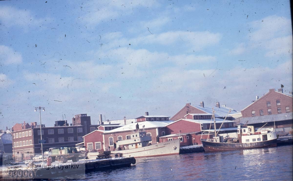Kjeringholmen og Slakthuskaien - Stavanger byarkiv / DigitaltMuseum