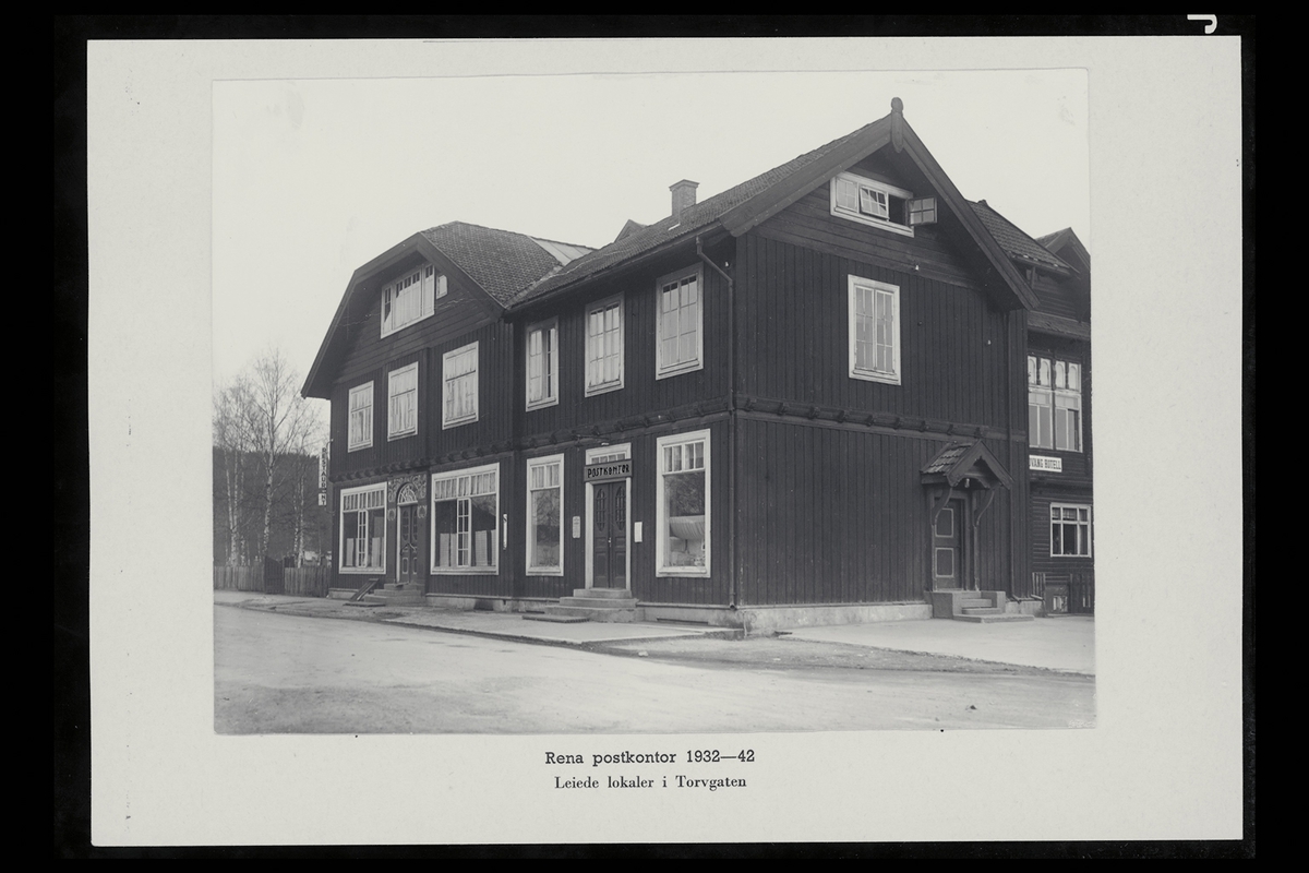 eksteriør, postkontor, 2450 Rena postkontor 1932-1942, postskilt ...