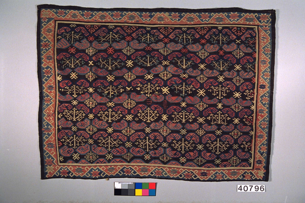 Teppe - Norsk Folkemuseum / DigitaltMuseum