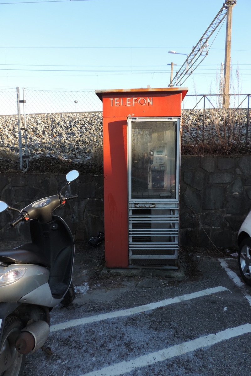 Telephone box in Sandnes - Telenor Kulturarv / DigitaltMuseum