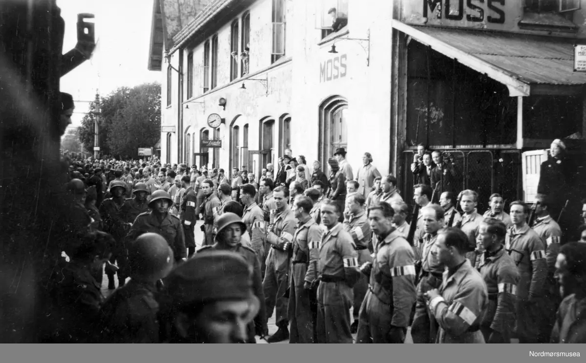 Moss stasjon? Fred, Fredsbevarende styrker, Militær, Militæruniform ...