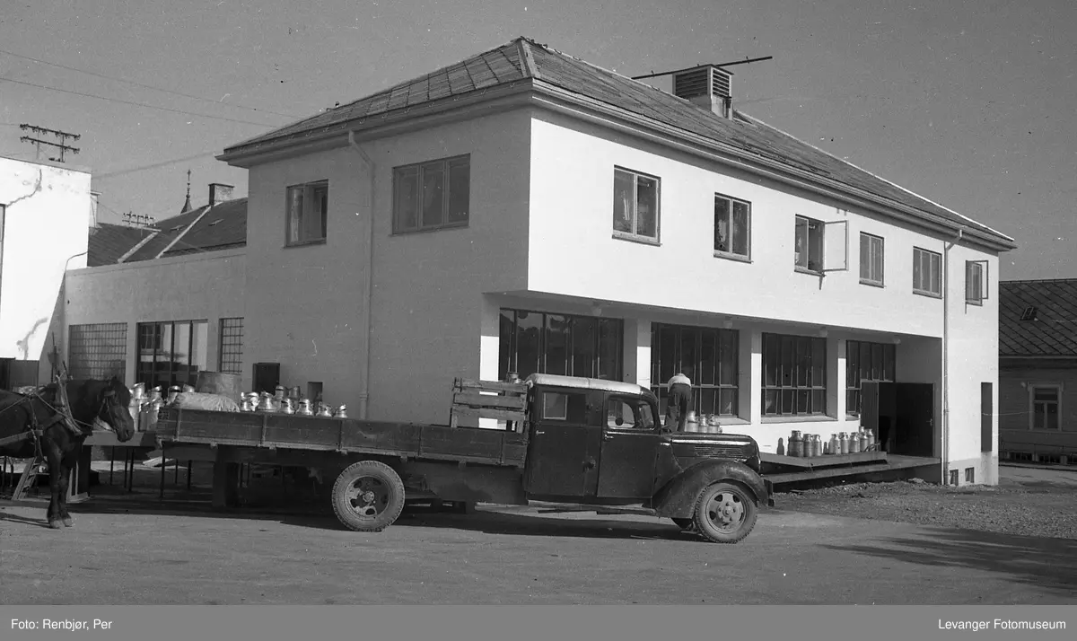 Levanger Meieri - Levanger Fotomuseum / DigitaltMuseum