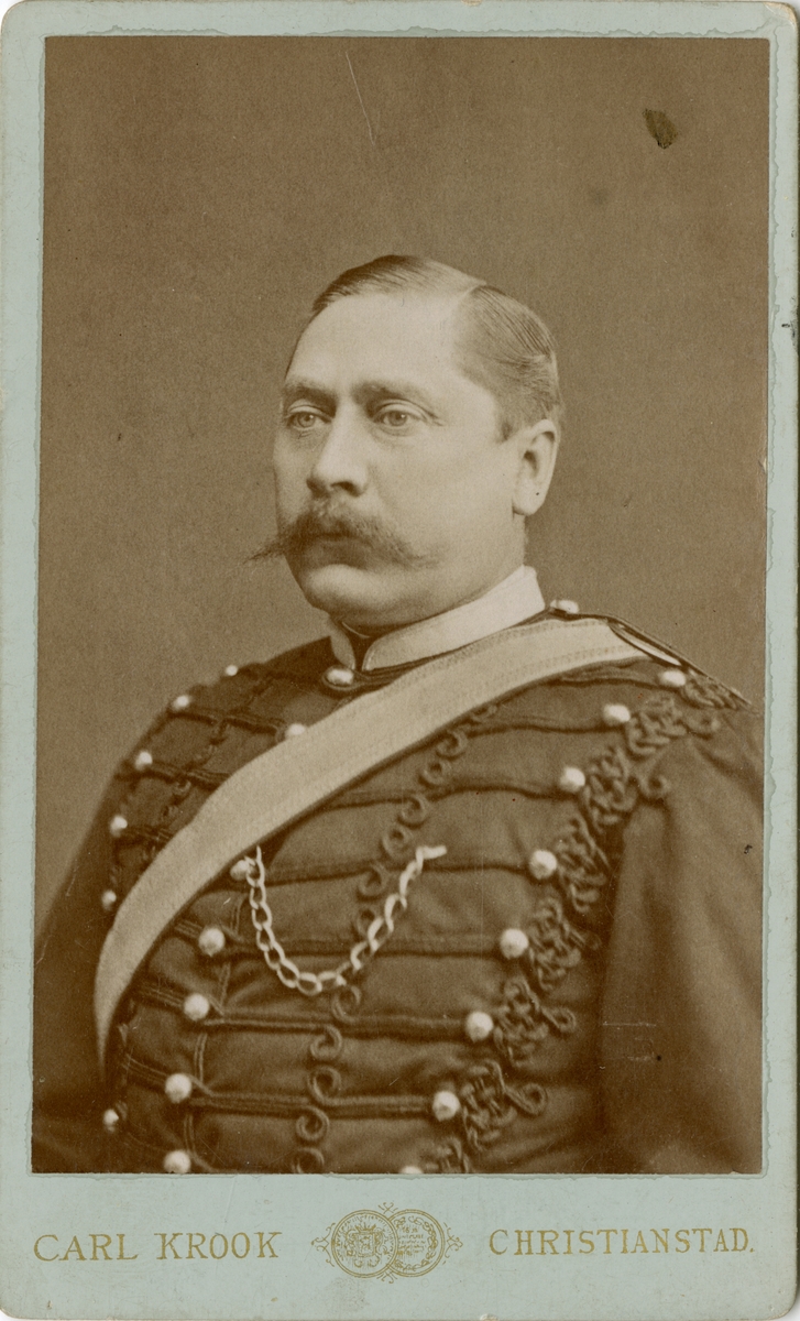 Officersporträtt i Armémuseums arkiv - Armémuseum / DigitaltMuseum