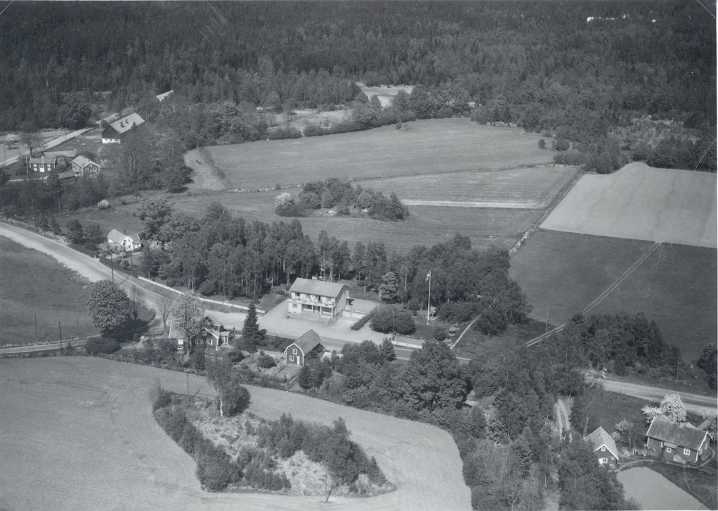 Flygfoto över Gunnabo i Kristvalla. - Kalmar läns museum / DigitaltMuseum