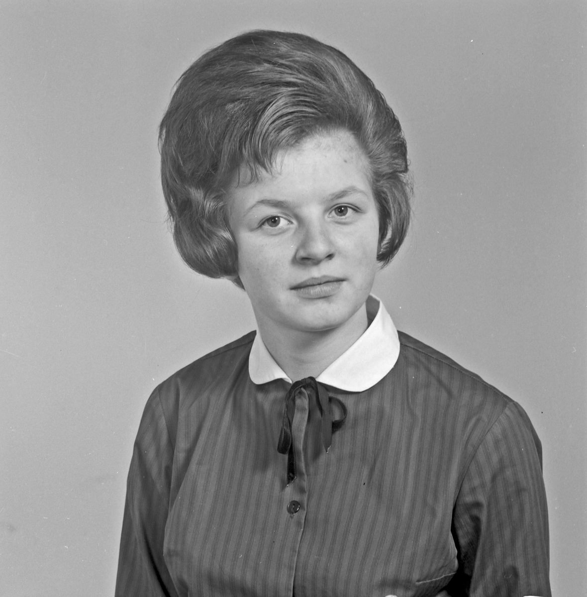 Portrett unge kvinner - bestiller Synnøve Eide og Kari Jacobsen ...