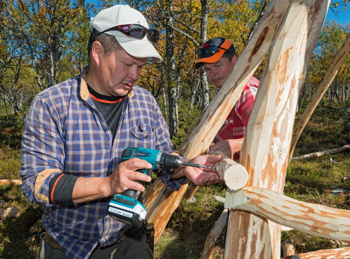 Bilde tatt under arbeidet med å bygge en rekonstuksjon av Daniel ...