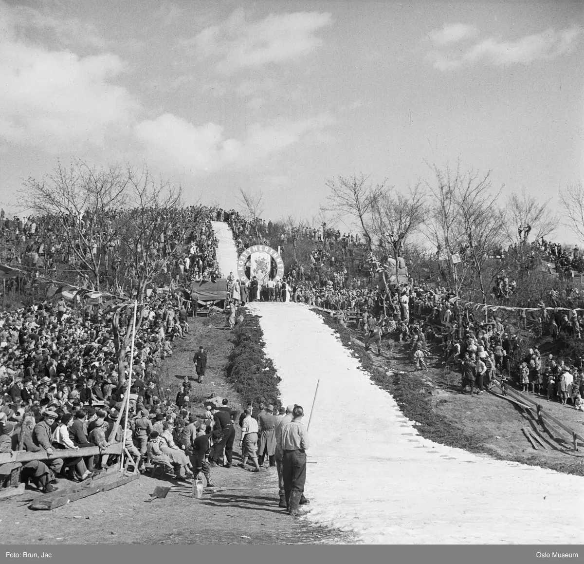 Kostymerenn i Ola Narr. - Oslo Museum / DigitaltMuseum