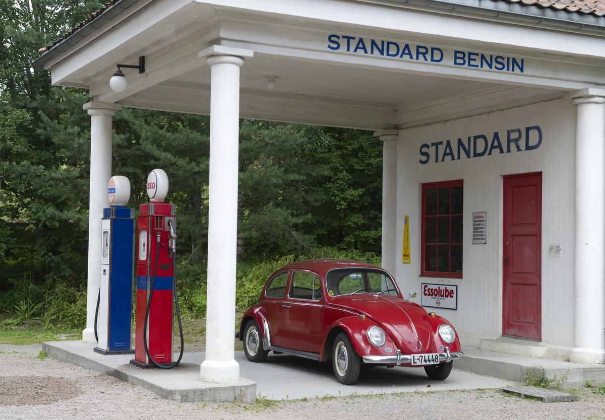 Bensinstasjon fra Holmestrand – Norsk Folkemuseum