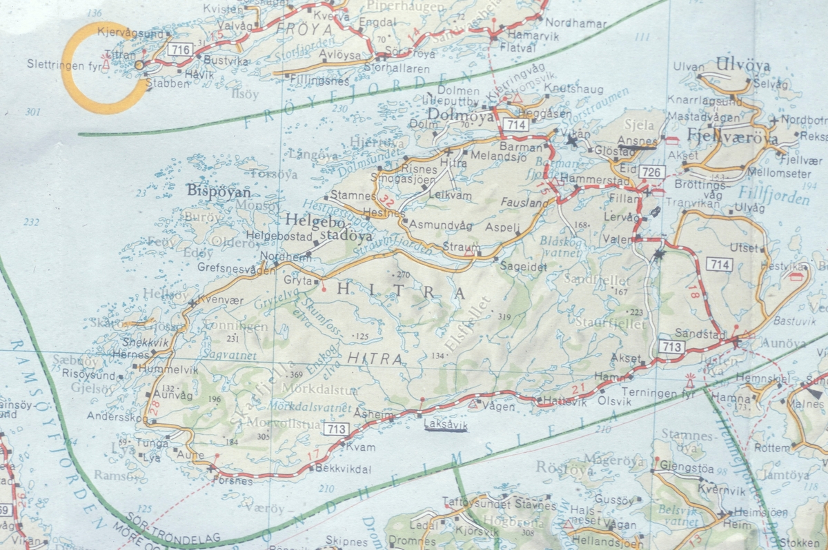 Kart over Hitra. Steder som Laksåvika og Ansnes er understreket ...