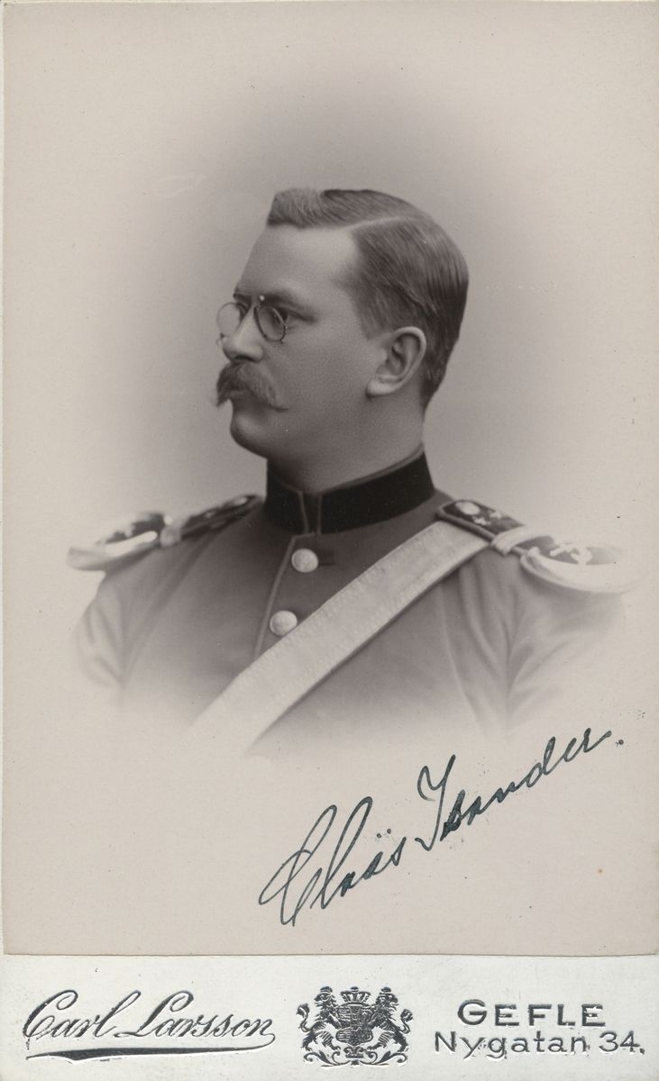 Militärporträtt, Claes Isander. - Länsmuseet Gävleborg / DigitaltMuseum