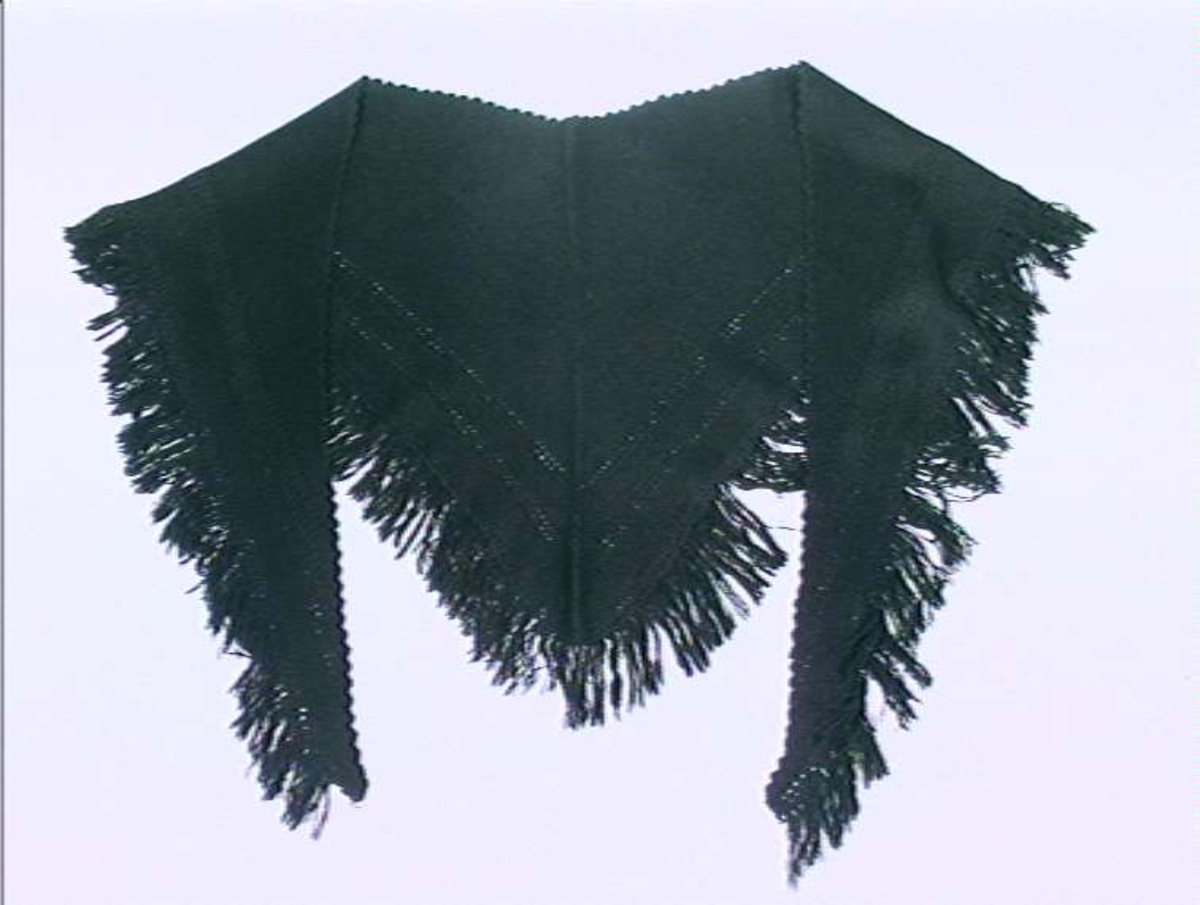 Sjal - Norsk Folkemuseum / DigitaltMuseum