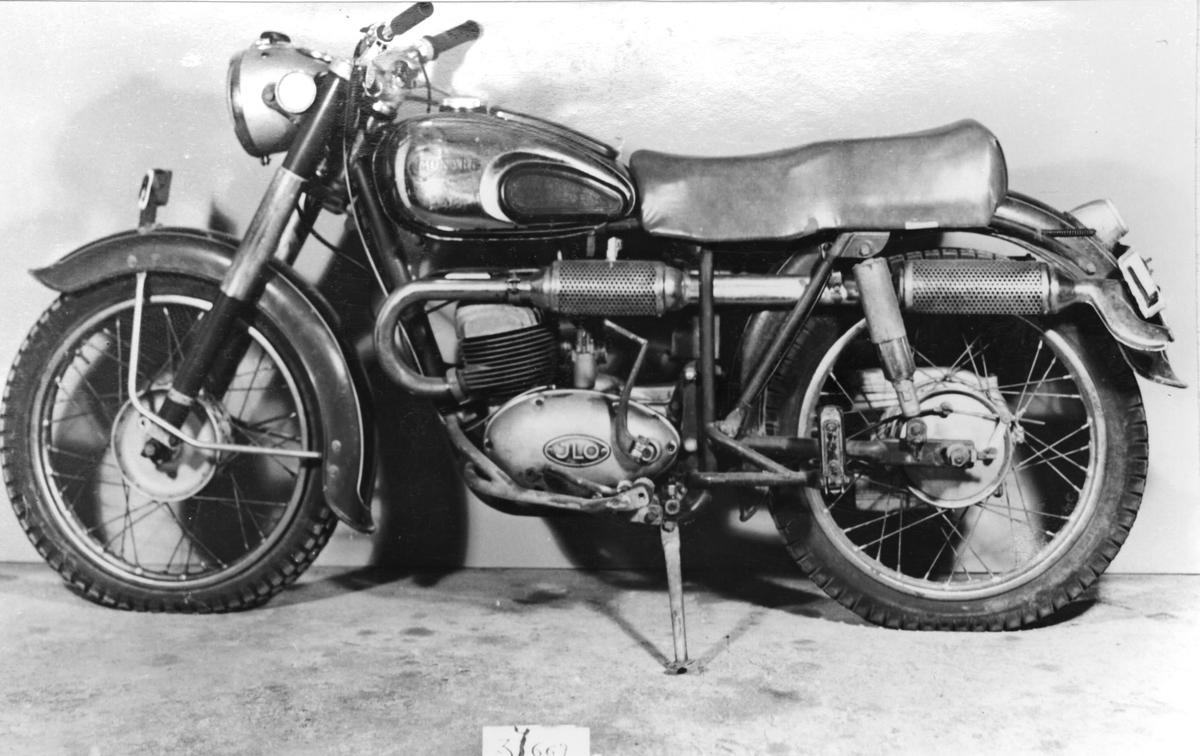 Motorcykel - Hallands kulturhistoriska museum / DigitaltMuseum